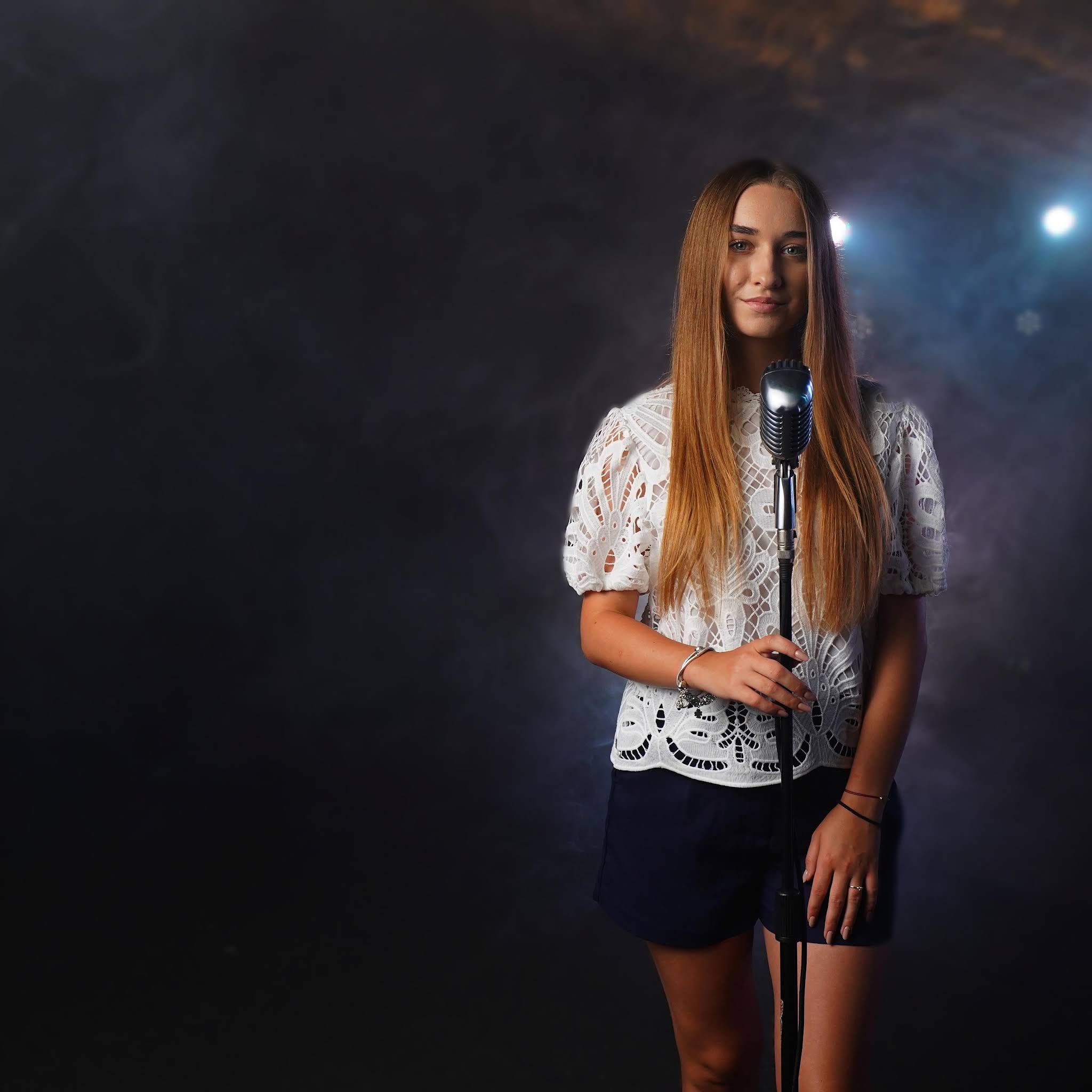 Post from Alexandra Parasca - Singer