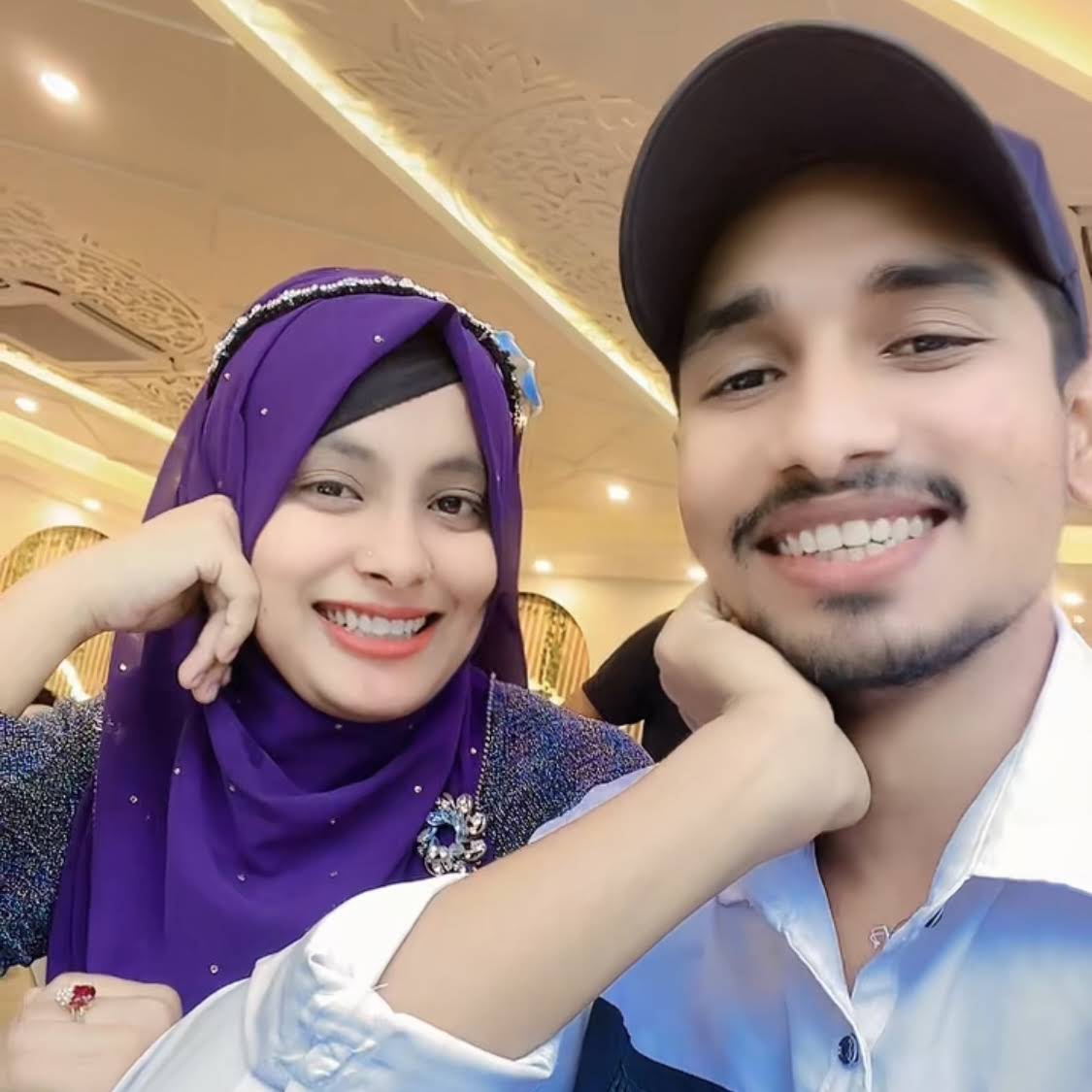 Post from Nobabi Couple