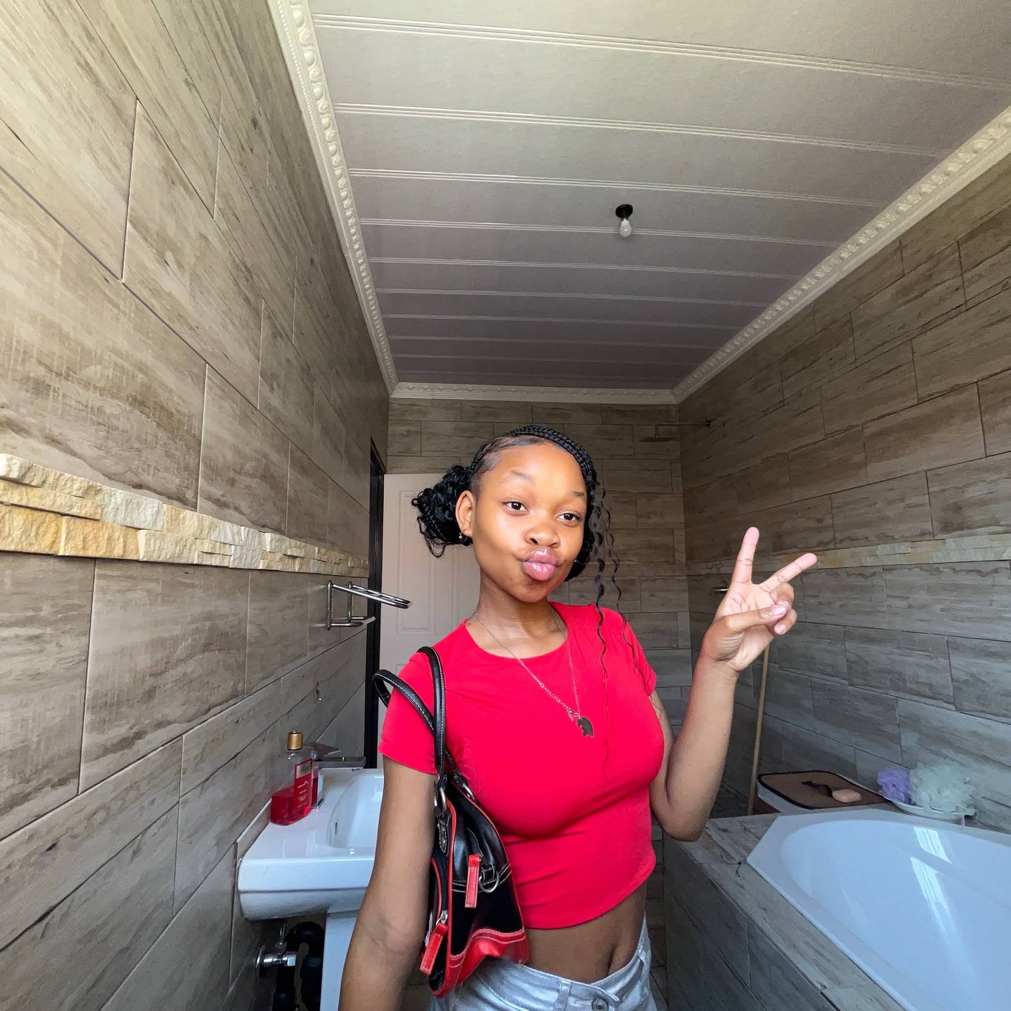 Post from BUSISIWE CHARLENE MOYO!🇿🇦