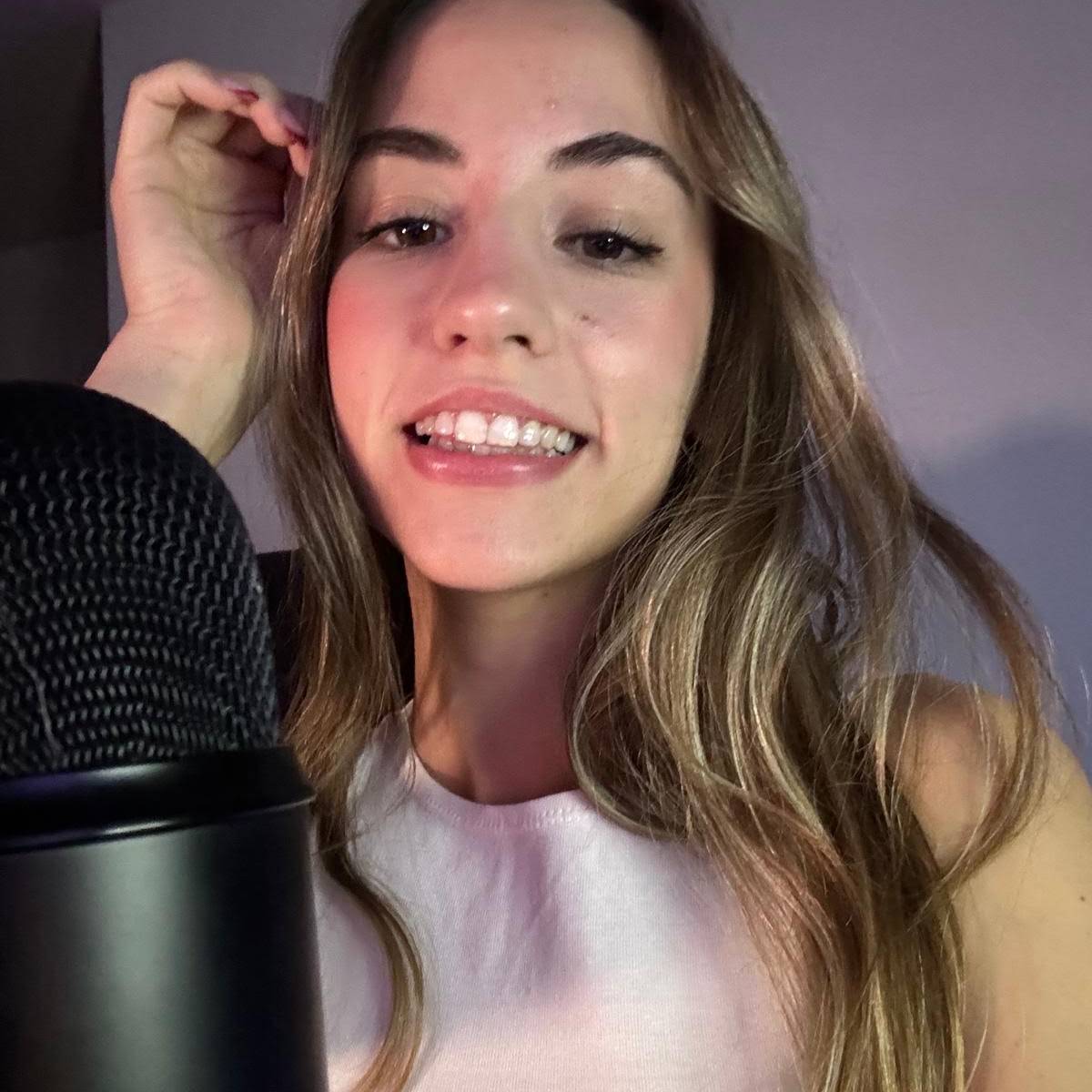 Post from Aroa ASMR
