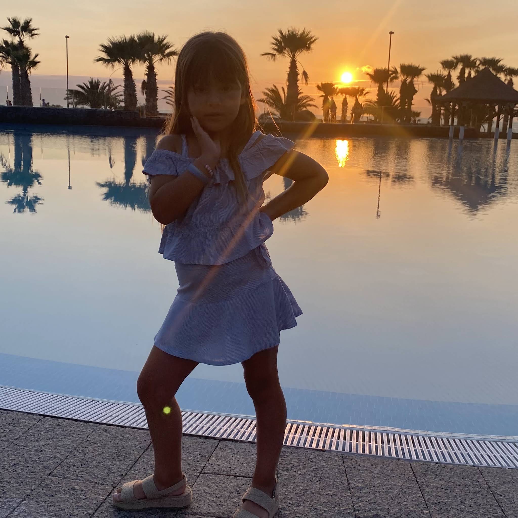 Post from Daniela Baby Pink
