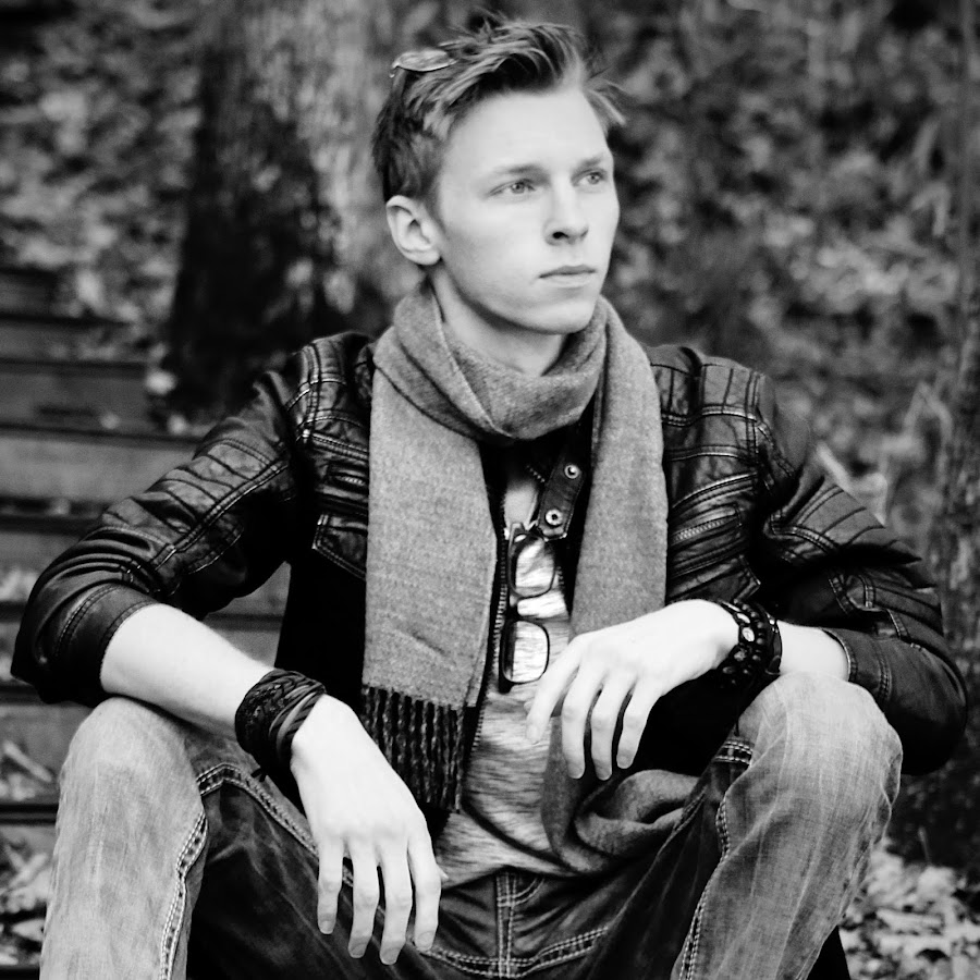 Garrett Williamson - Topic - YouTube