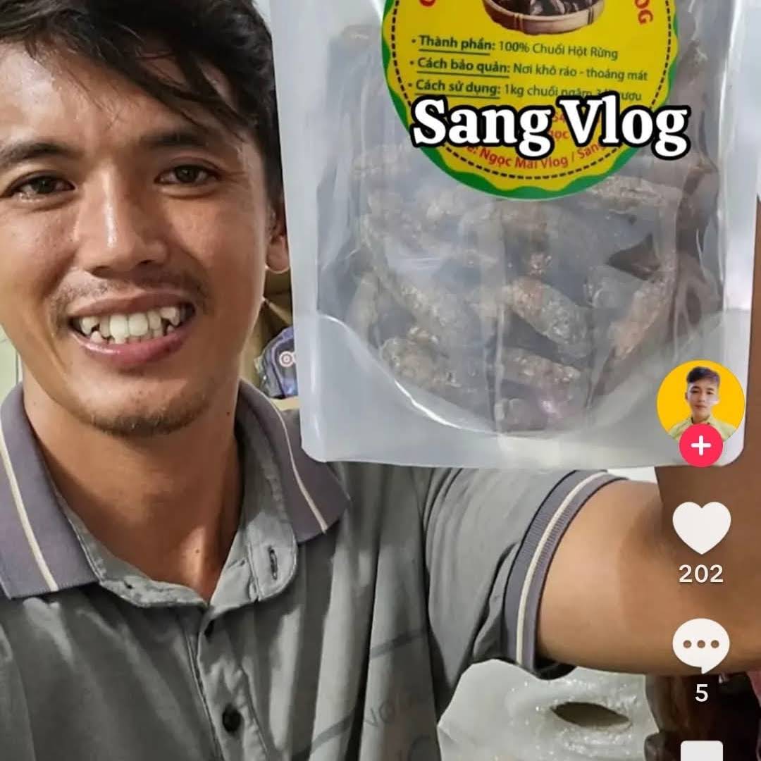 Post from Gia Đình Sang vlog