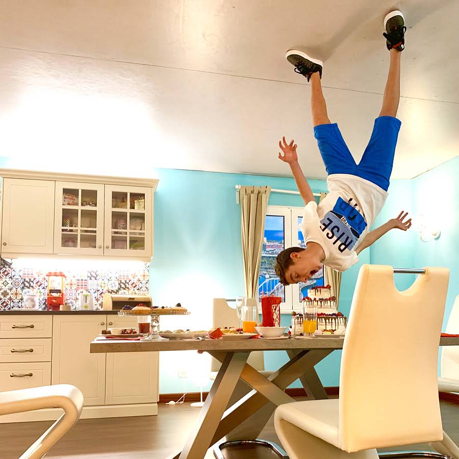 Post from Andy Studio