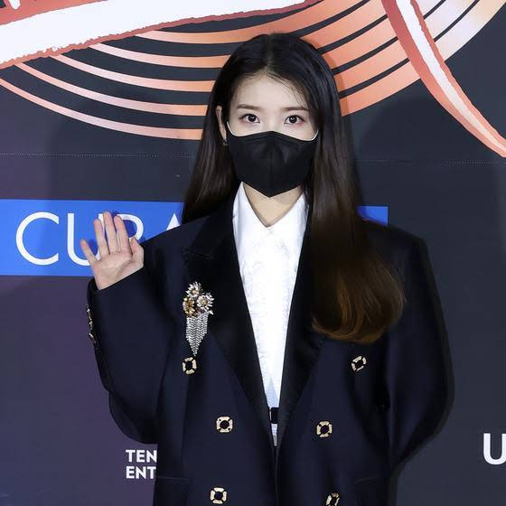 Post from 아이유라는장르-GOIU PLAYLIST