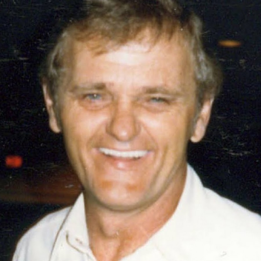 Jerry Reed - Topic - YouTube