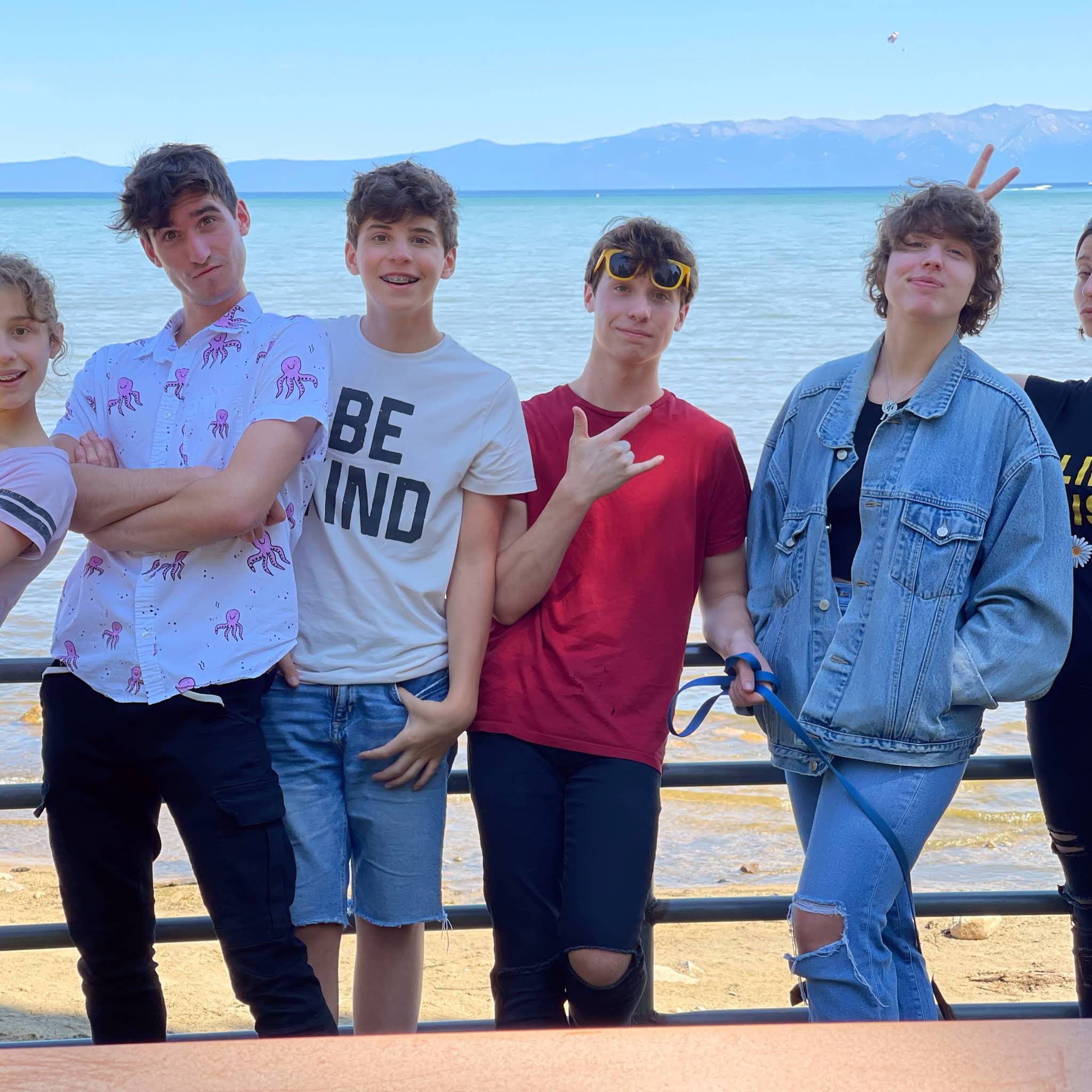 Post from SM6 Band