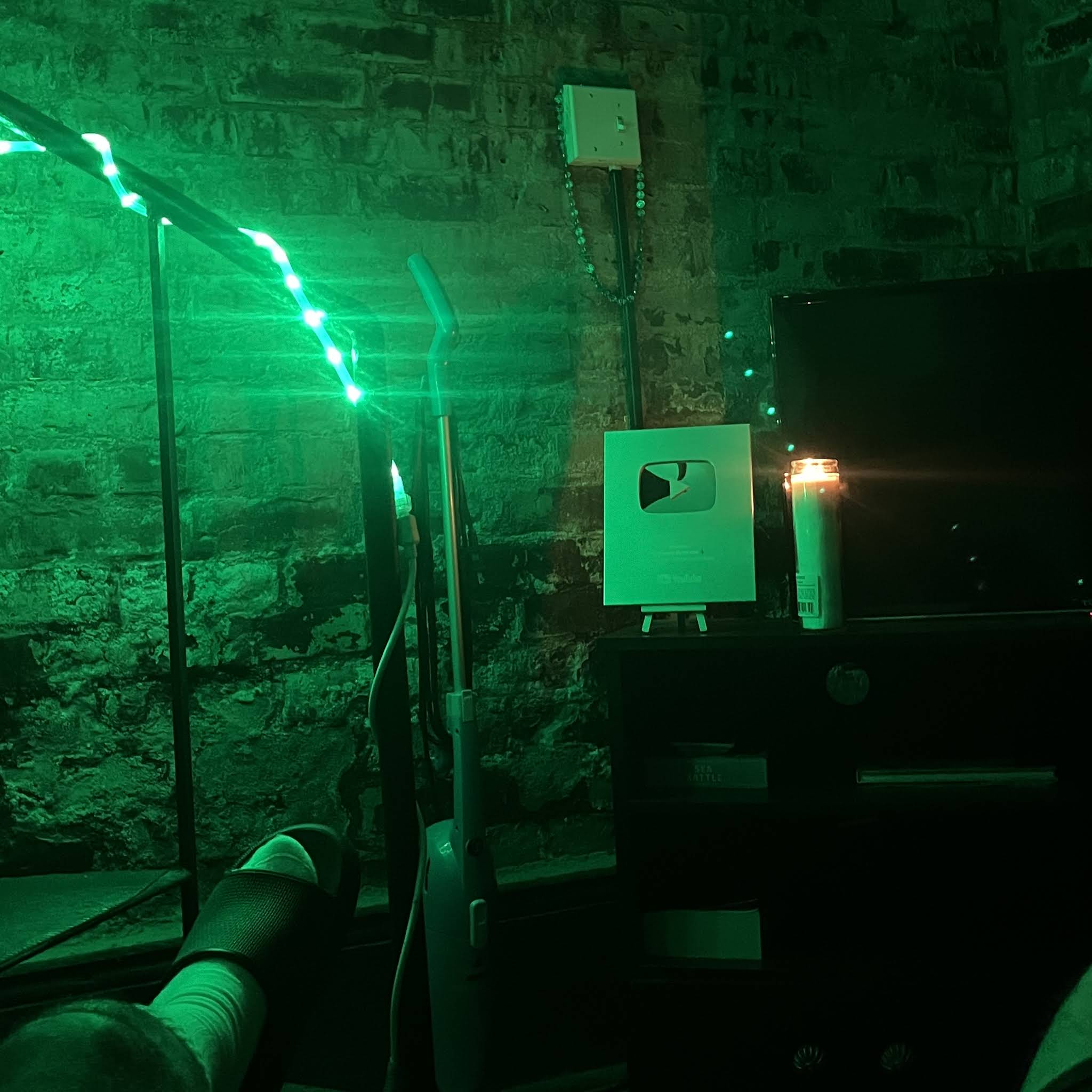 Post from Introvert Rockstar⚜️