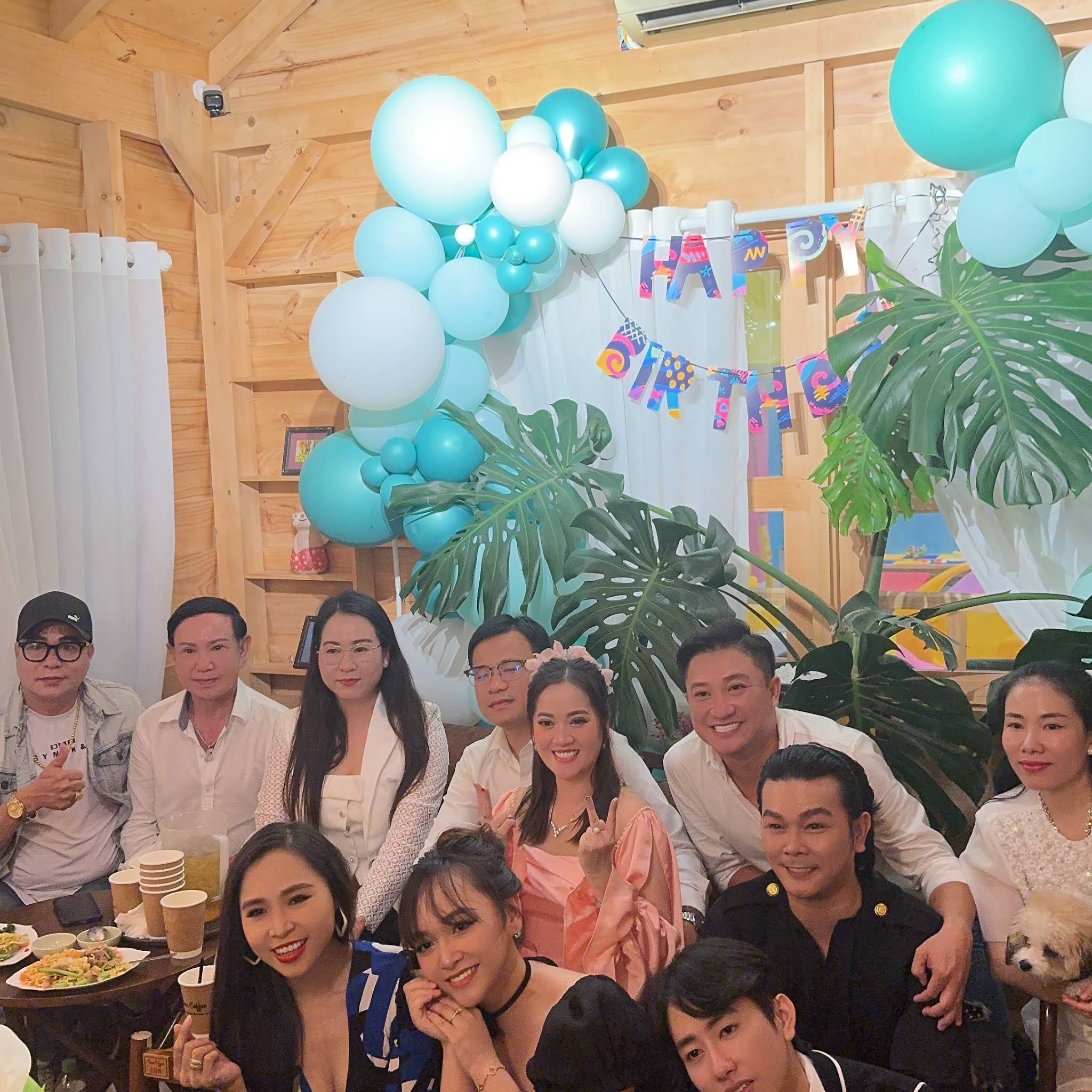 Post from Linh Tý - Bích Trâm Official