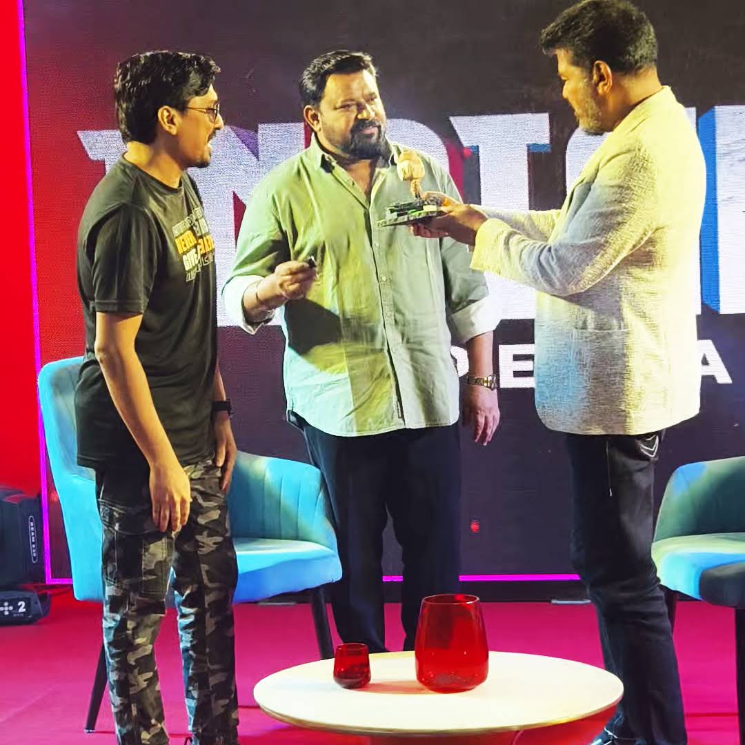 Post from Tech Shan Tamil