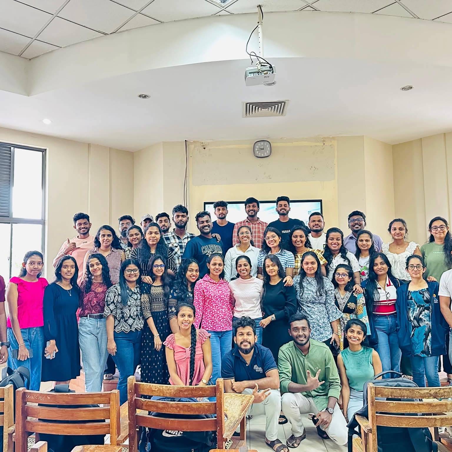 Post from SL UNI STORY
