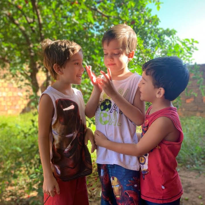 Post from Kelly Almeida