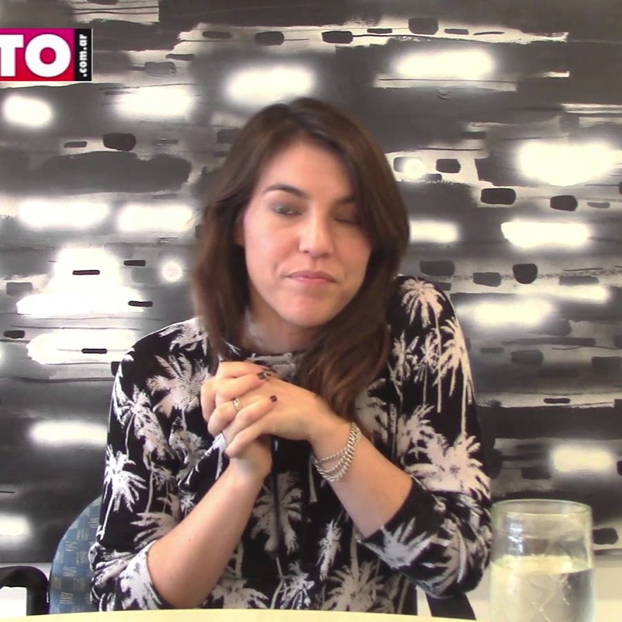 Victoria Maurette - Topic - YouTube