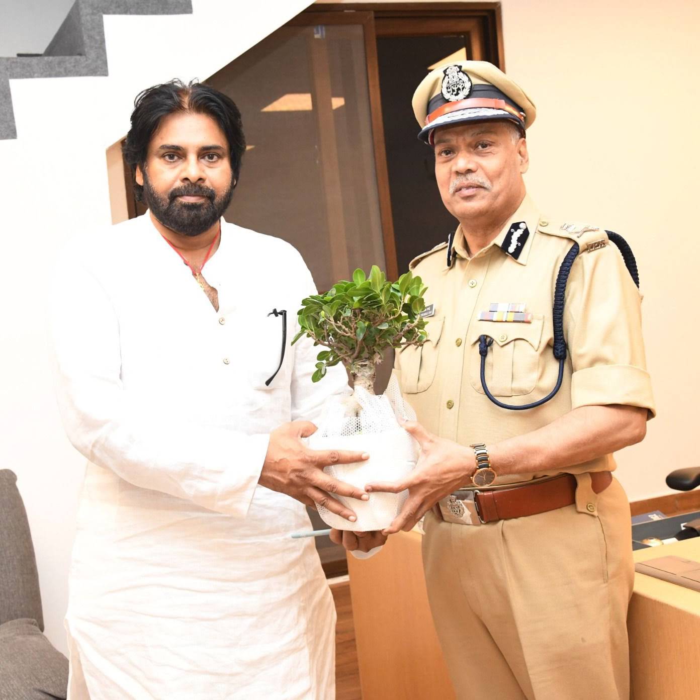 Post from MEGA BOX OFFICE