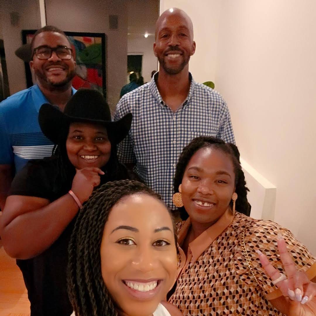 Post from Ericka Williams Classy Climb Smartphone Money