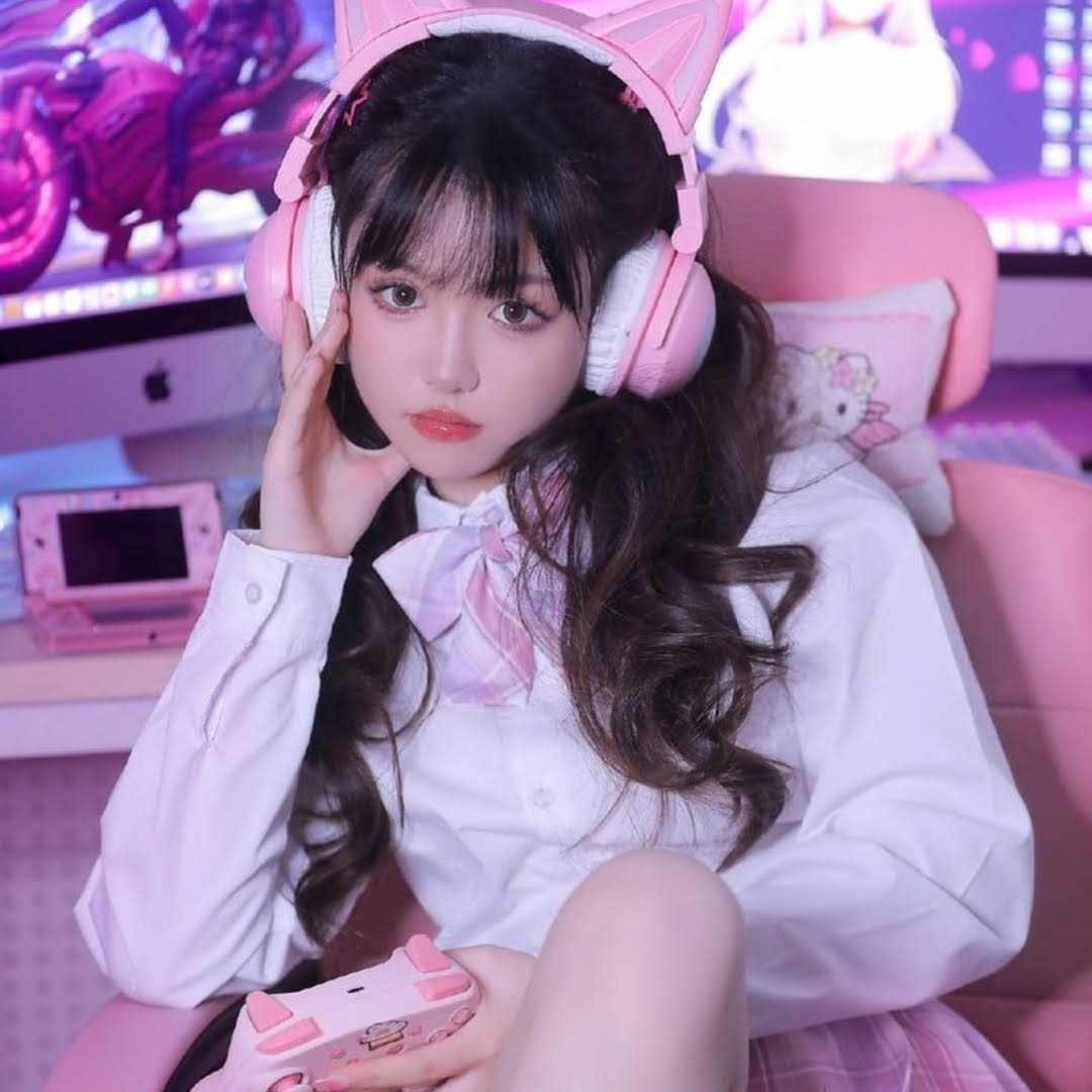 Post from • ANNIEX