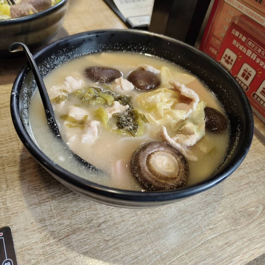 Post from Felix Cheang A265A270’s YTStudio