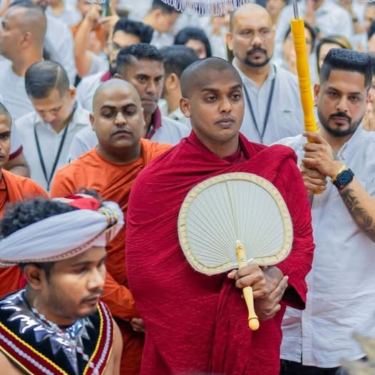 Post from Pinwath oba පින්වත් ඔබ