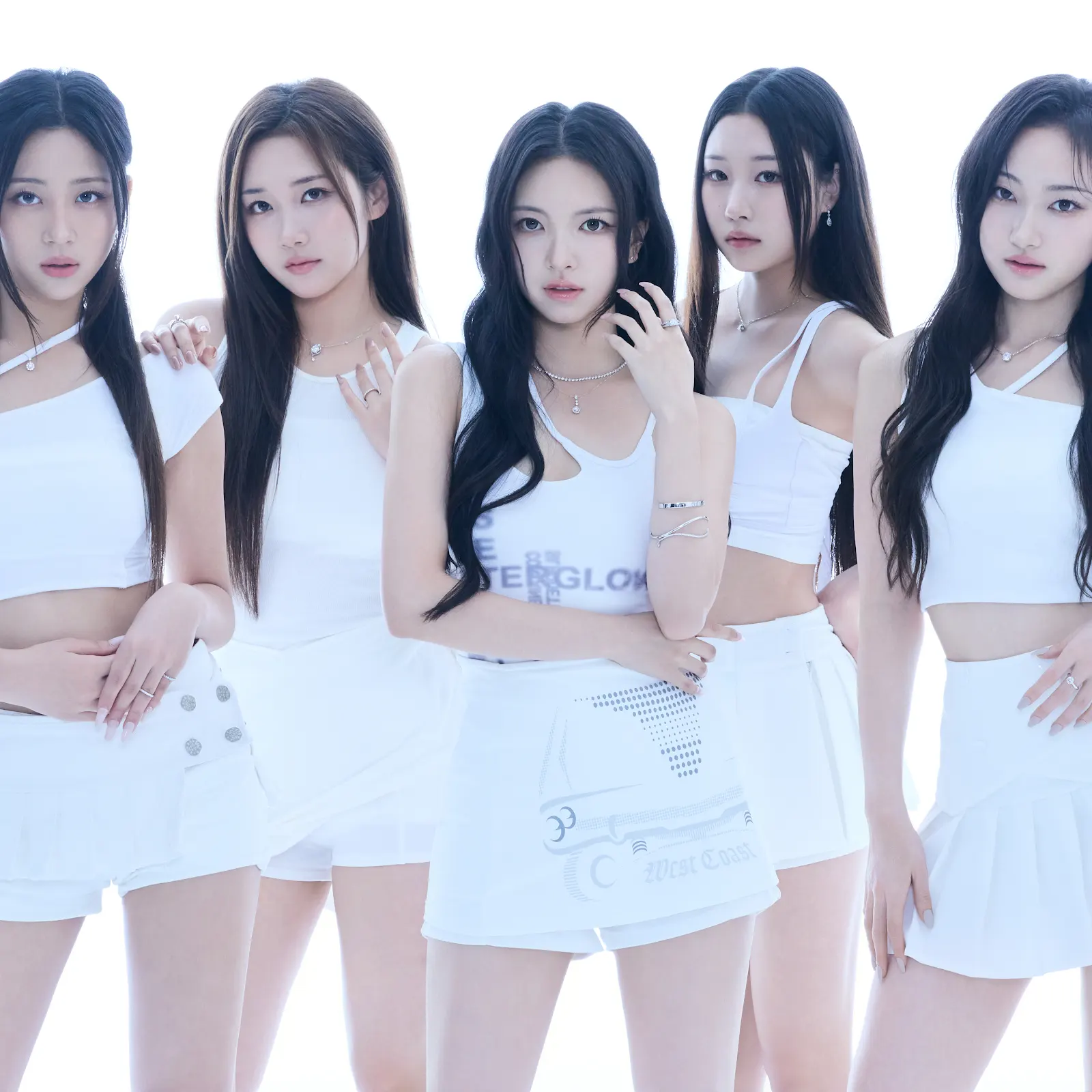 VVS (븨븨에스) (KOR) - D.I.M.M. Lyrics and Tracklist | Genius