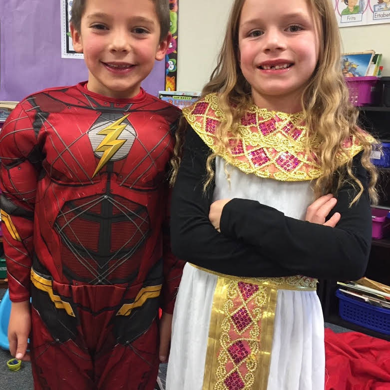 Post from Zozo and her pets!!!! 🌟