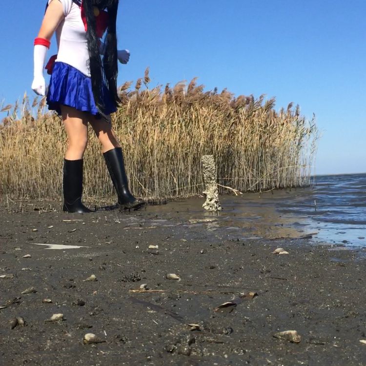 Post from cosplay boots mud