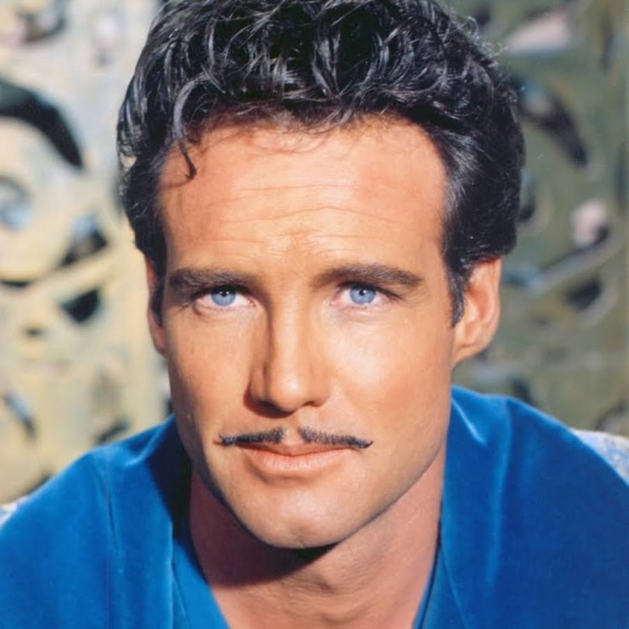 Steve Reeves - Topic - YouTube