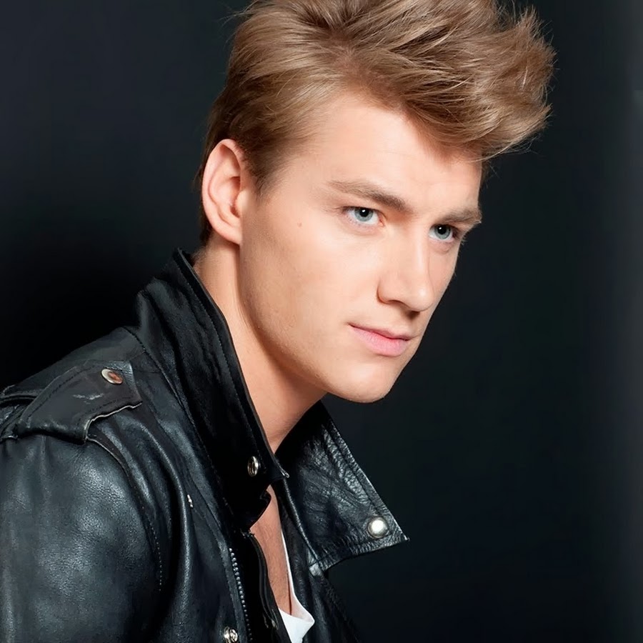 Alexey Vorobyov - Topic - YouTube