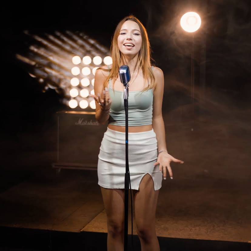 Post from Giulia Sirbu - Singer