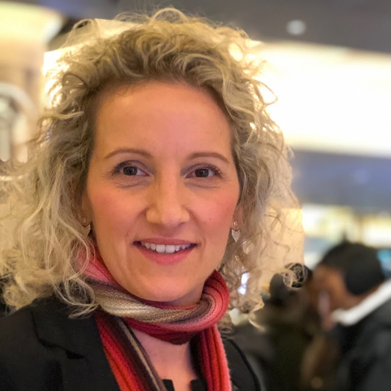 Adriana Girdler Net Worth & Earnings (2024)