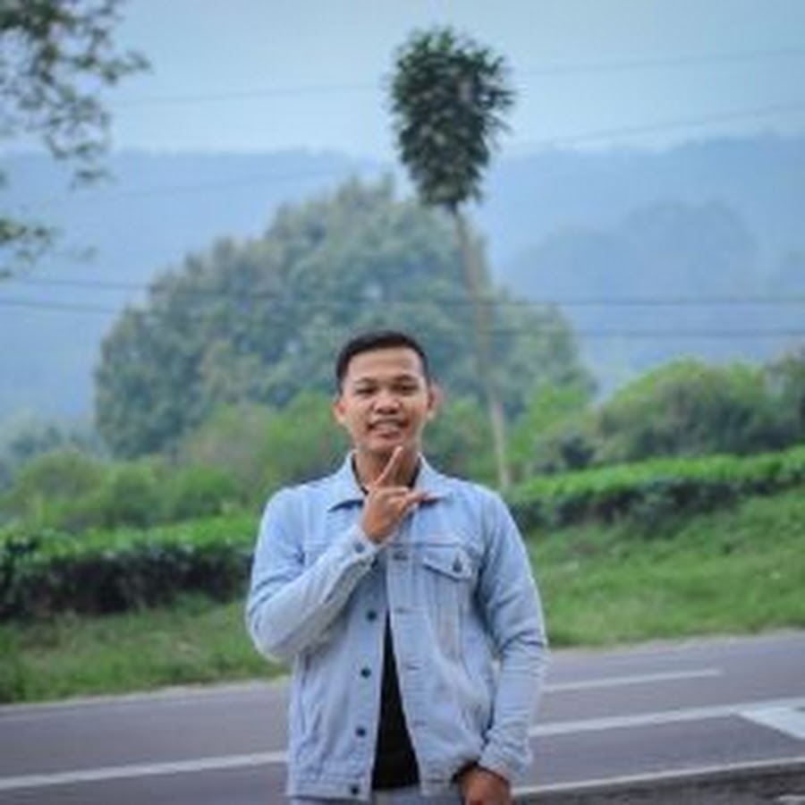 AKedOLQ-Vfr50d0kn7EwQARtlmCkc1OIgEqZ4_NP0HE6iA=s900-c-k-c0x00ffffff-no-rj