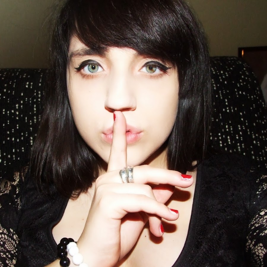 AKedOLQ1QtOIes-SVORe2LtaMnbpqTbUTqE7453E_bNw=s900-c-k-c0x00ffffff-no-rj