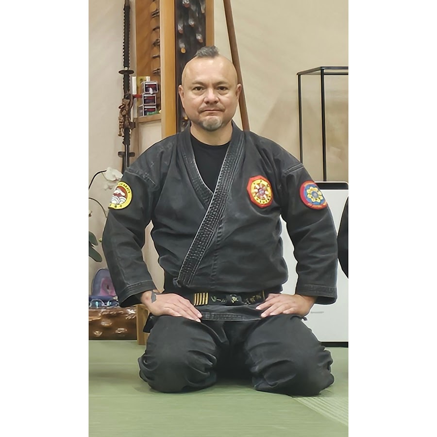 AKedOLQ3O-Tt7ARf85msyfkKImyaF8-Dna6TEo8IgFU2YQ=s900-c-k-c0x00ffffff-no-rj