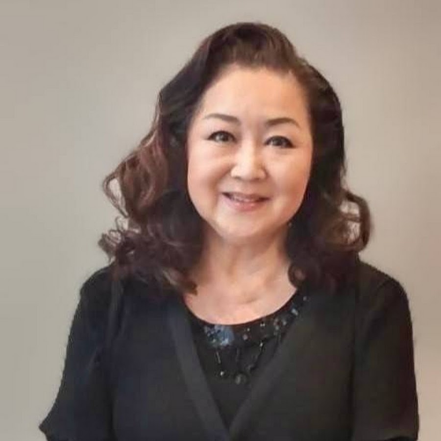 AKedOLQBlT80vPX08FnolSZBVa2JPnIE6KVJa4E6DdgN=s900-c-k-c0x00ffffff-no-rj