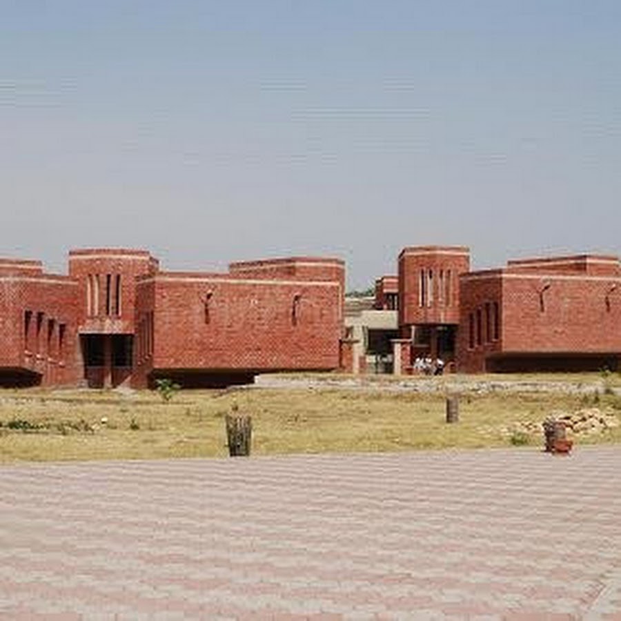 AKedOLQJzD2V1Z_bJH-M-IAzvgetjIlLkc67SEhr6s81=s900-c-k-c0x00ffffff-no-rj