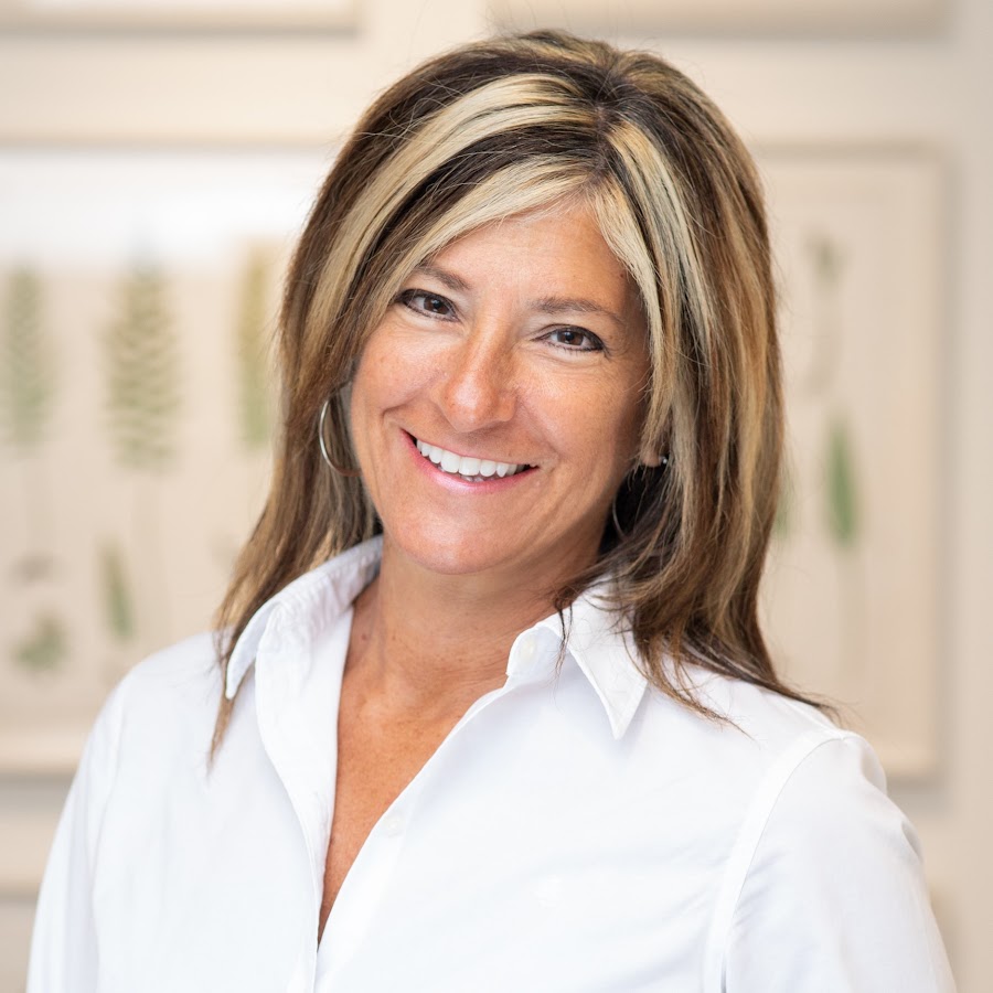 AKedOLQL5EjtvmaCzHMVKZr915ajEfDlp0jIjCr8aUrV-EA=s900-c-k-c0x00ffffff-no-rj