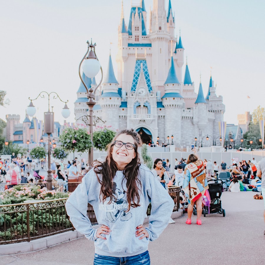 AKedOLQMzmVkkyCap1zTyQVRvsl6a9QOZpEZWmc27U4NHQ=s900-c-k-c0x00ffffff-no-rj