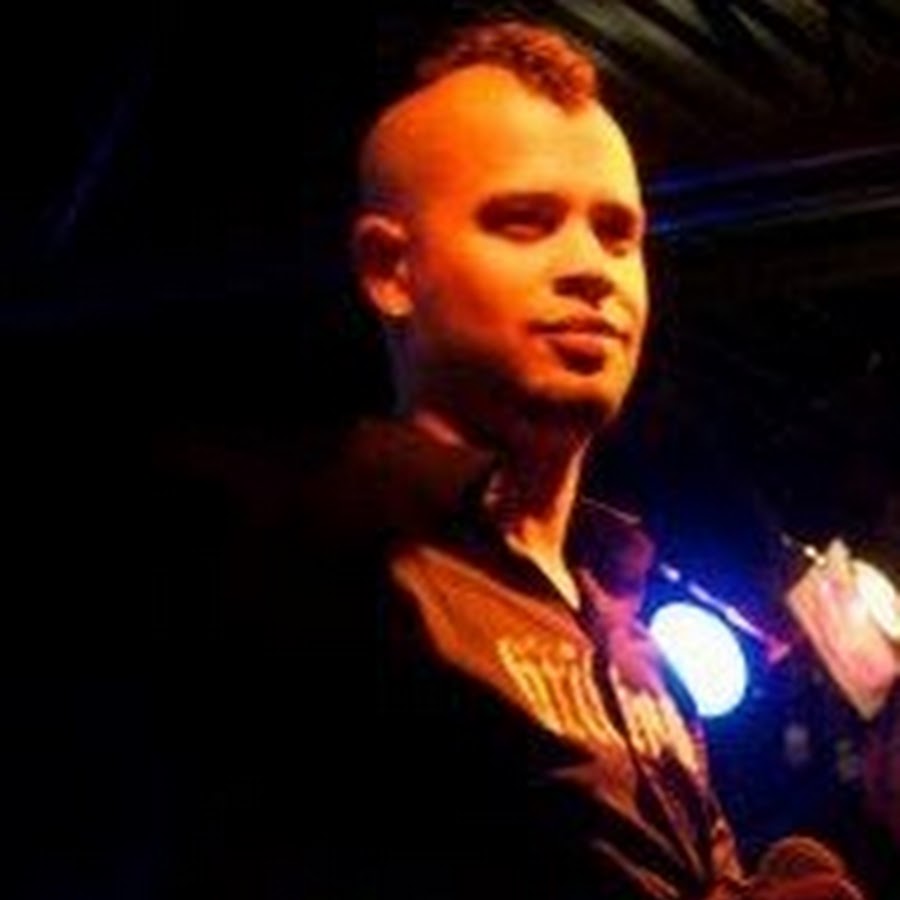 AKedOLQNv8PxM7x0VoLwZ8zcA0fzvY0IPSt09TxrSFJ_=s900-c-k-c0x00ffffff-no-rj