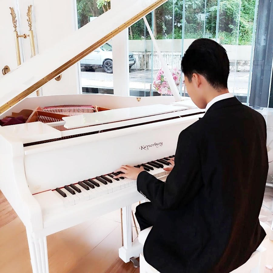 AKedOLQWTpPxBnZ5Ebsrc8ubY11k-Io56weETZ3ueaUx=s900-c-k-c0x00ffffff-no-rj