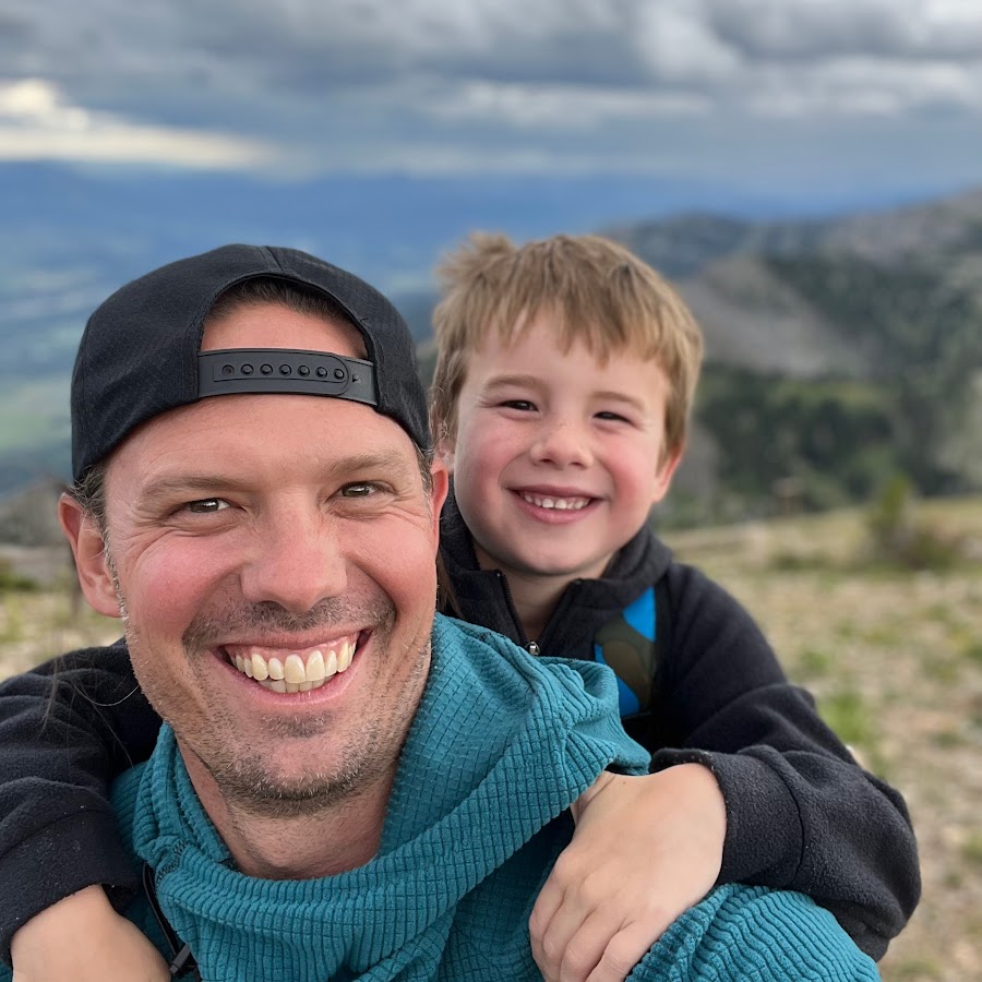 AKedOLQlIYpD42phd6oTF5x_i8ES8CmnksKG4SWpZPRsSg=s900-c-k-c0x00ffffff-no-rj