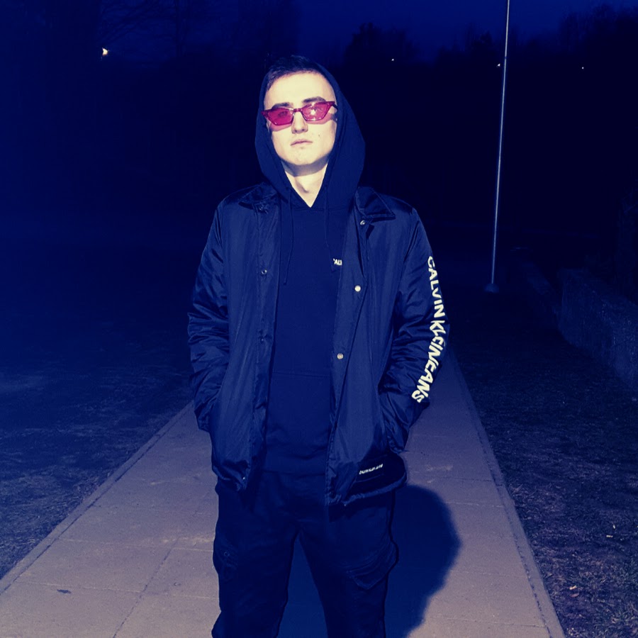 AKedOLQnh3IB_bGysfz_IRH7k0RxtAX9KwzseobBX3pkvw=s900-c-k-c0x00ffffff-no-rj