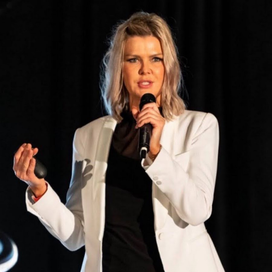 AKedOLQo_zL2cJdCVF85uDFVYYE95k_VAhtJHEfQ_7WBsQ=s900-c-k-c0x00ffffff-no-rj