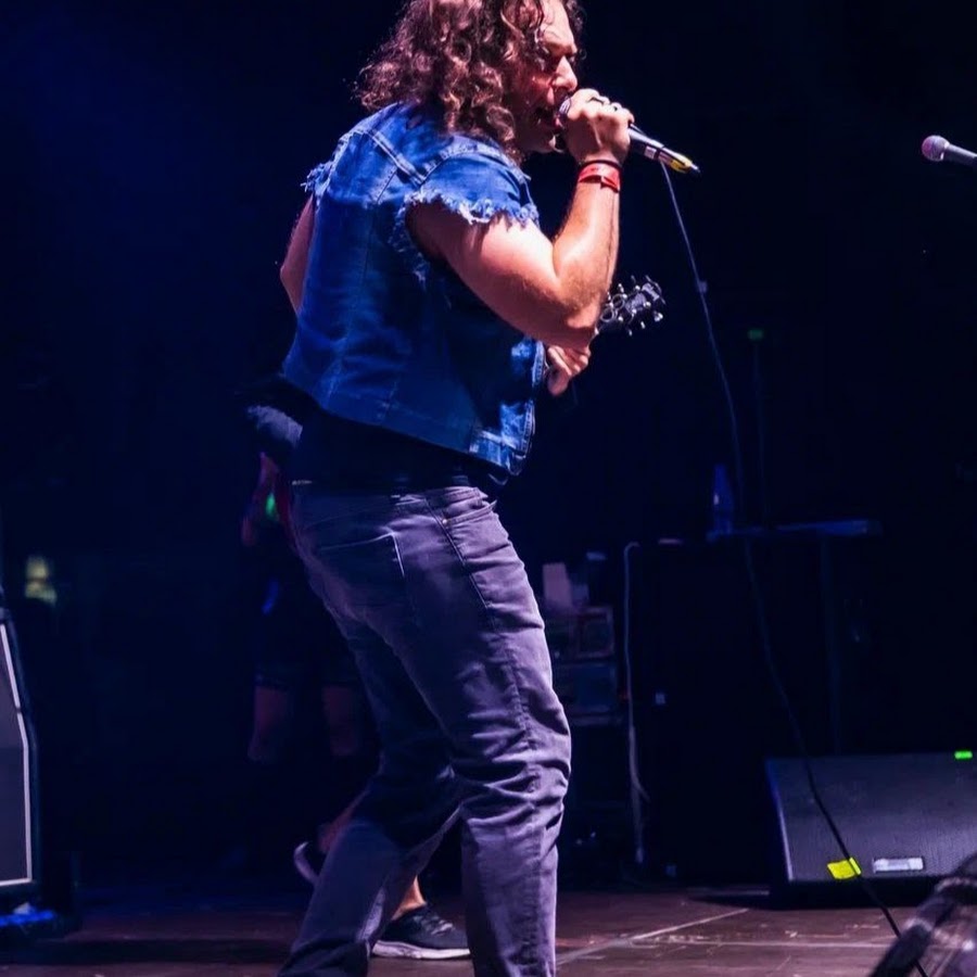 AKedOLQsVTXbHFGaaK94BFjl-_EVVY_8RvbKNpA5Vwrxeg=s900-c-k-c0x00ffffff-no-rj