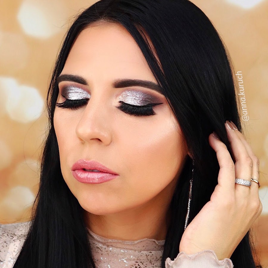 AKedOLR4Nb3E1Rn9bSb55AebGXtKg75yh8ljJPHT-eBdig=s900-c-k-c0x00ffffff-no-rj