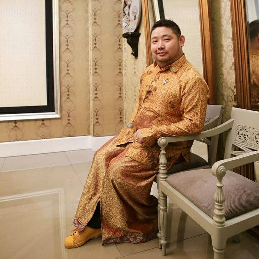 AKedOLR5BsyH4gLwKbh-_97XxOqBgSsACRvgNLebbX8rZg=s900-c-k-c0x00ffffff-no-rj