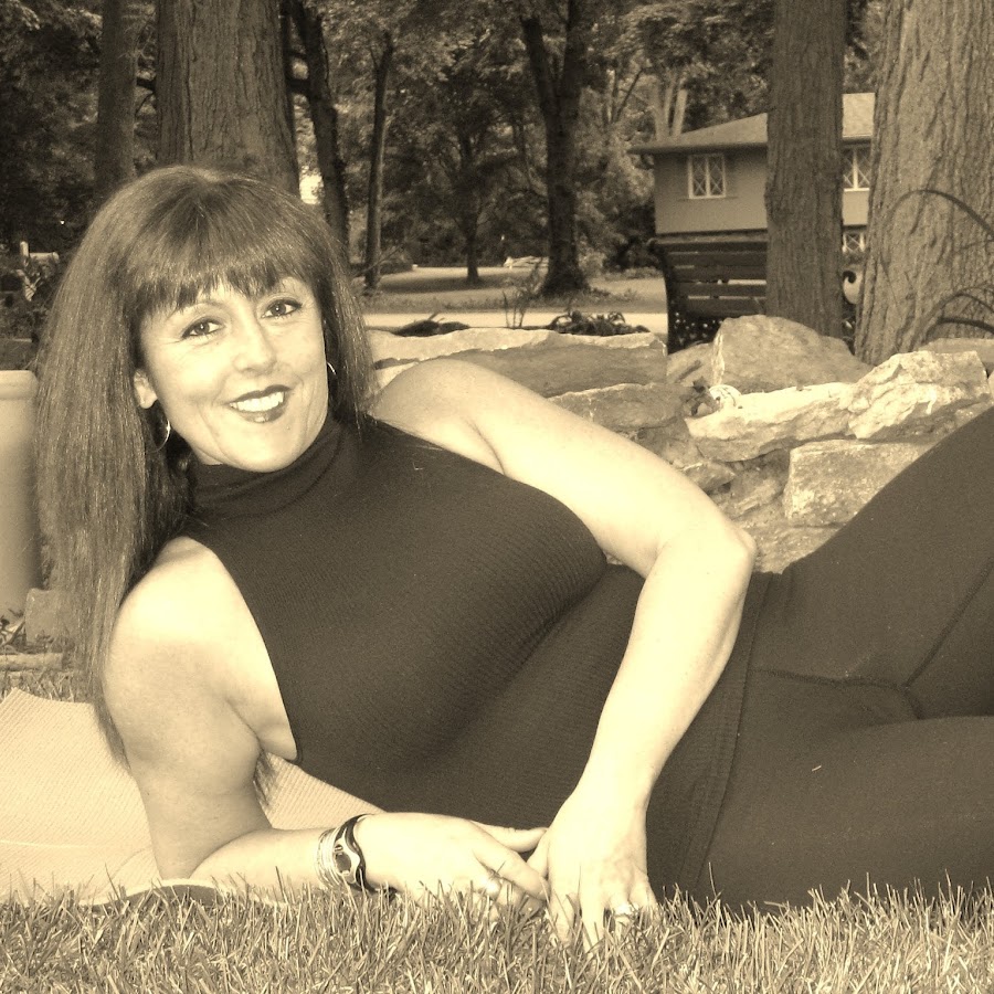 AKedOLR5g77GM6hxq4a2sGJ2ADMAi9xYOafaHcG_OGBmzQ=s900-c-k-c0x00ffffff-no-rj