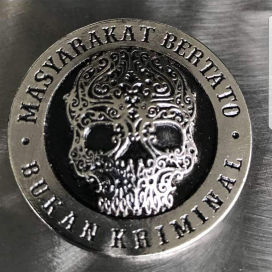 AKedOLR6jZV4ZOOXGv7lS9XgCFYAec0cSVOtq7XI2hrN=s900-c-k-c0x00ffffff-no-rj