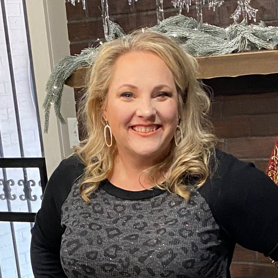 AKedOLRDCaULargNXOyTEIKQSYUjMLmtY-RmndoqDnwHHQ=s900-c-k-c0x00ffffff-no-rj