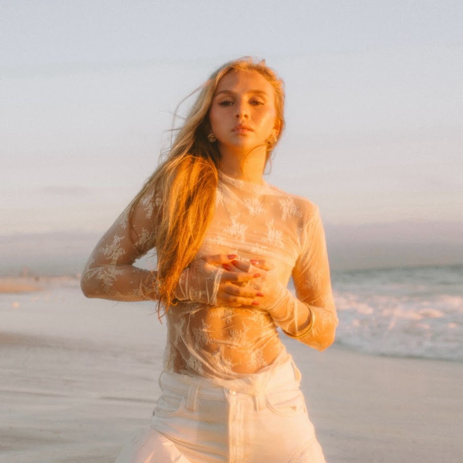 AKedOLREcD4qlF3xZX_zKsV2c6B2APBdWFaMH-47i71pvw=s900-c-k-c0x00ffffff-no-rj