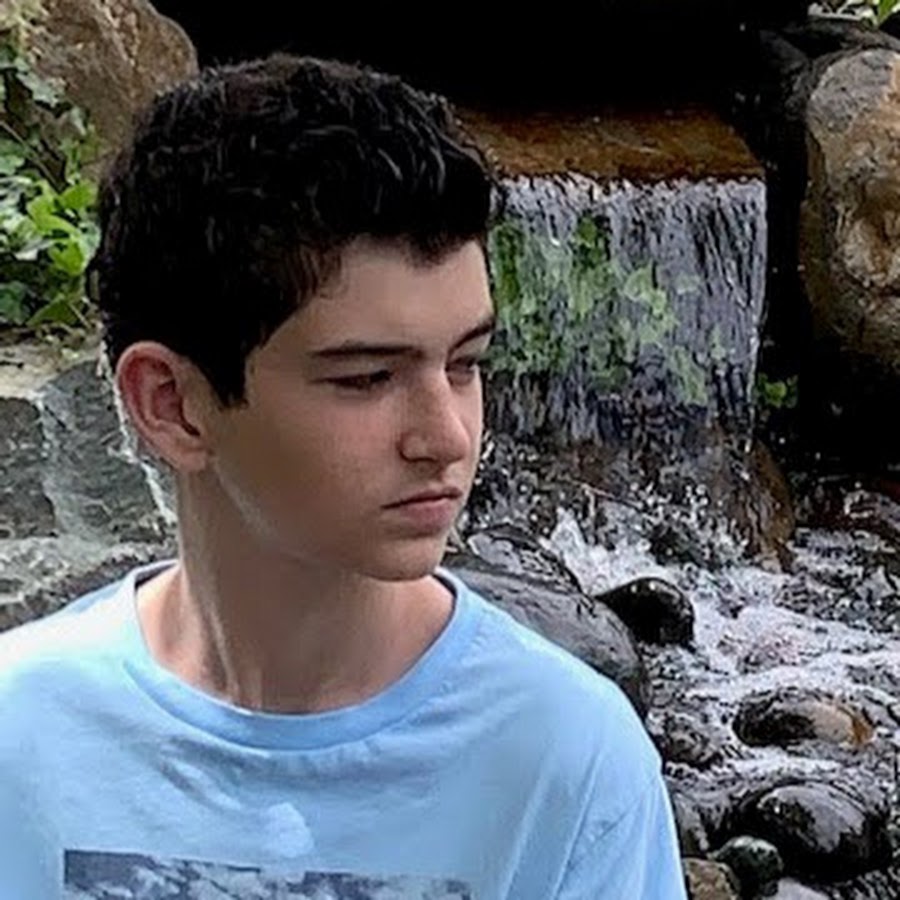 AKedOLRMhcioIsE0N6TF77axe_VzBp_ZwxCCA7aBMCYrZg=s900-c-k-c0x00ffffff-no-rj