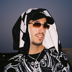 Foxy Geek Girl Net Worth, Income & Earnings (2022)